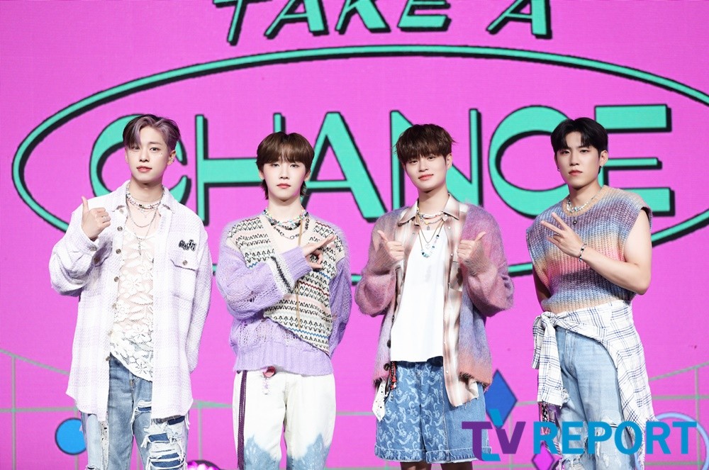 [T포토] AB6IX '우리가 돌아왔어'