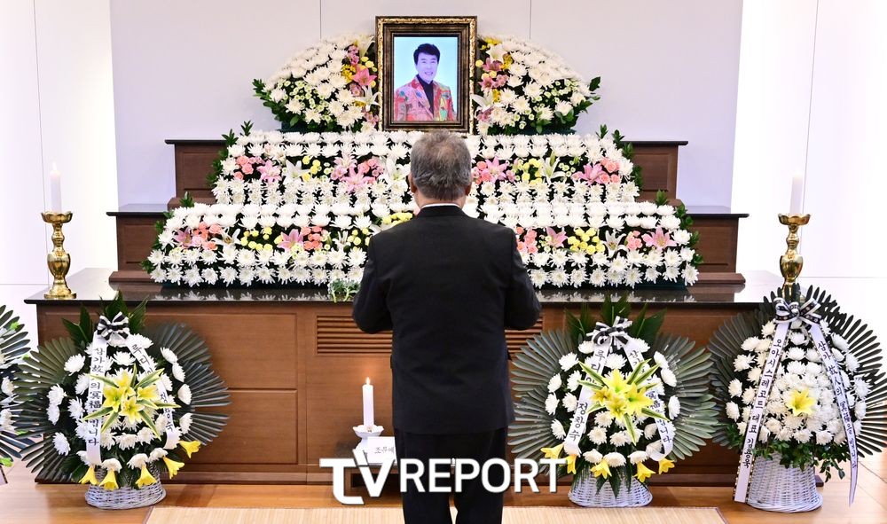 [Foto T] Il defunto Song Dae-kwan muore all'età di 79 anni
