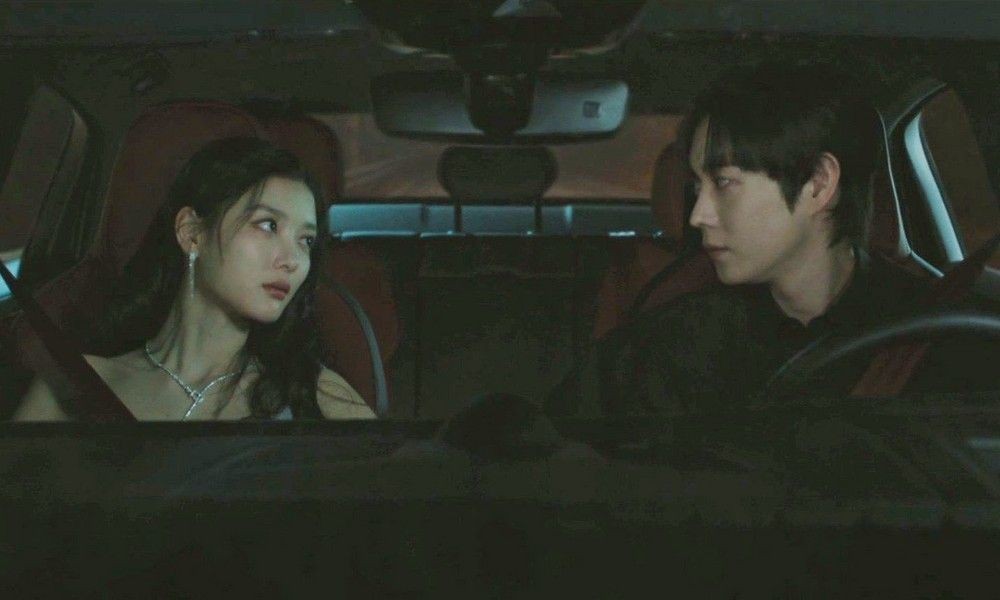 「年増の奥様」に筆おろしされたい！！！