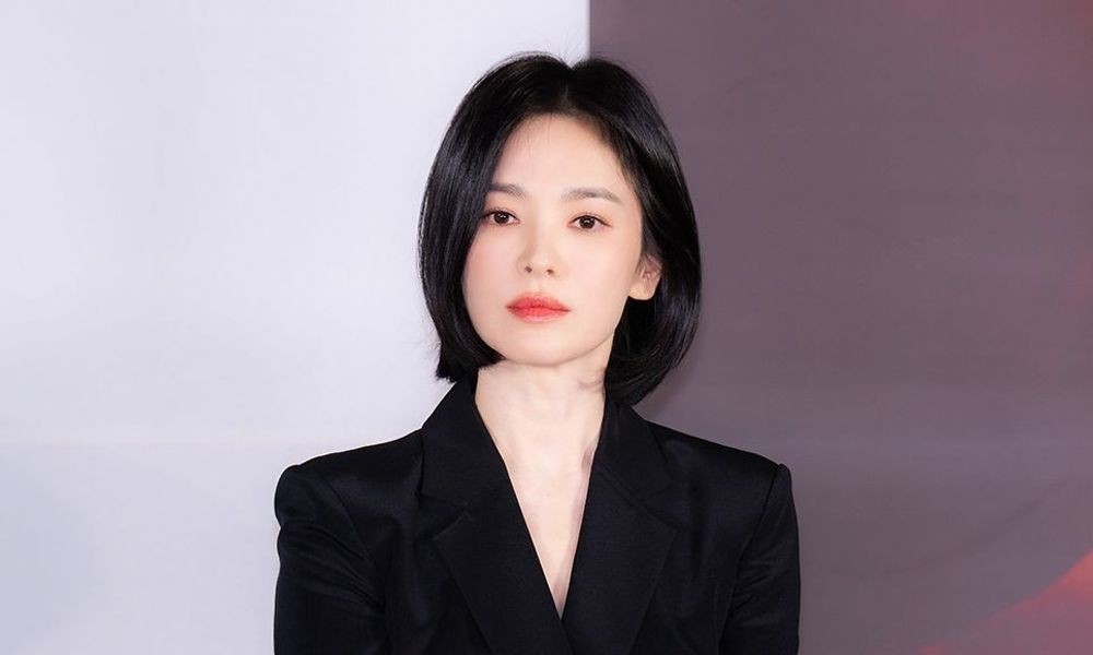 송혜교, '700억 차기작' 촬영 끝…노희경 작가와 만났다 [RE:스타]